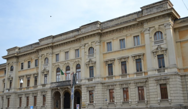 Notte nazionale del liceo classico: il Delfico di Teramo tra le scuole ...